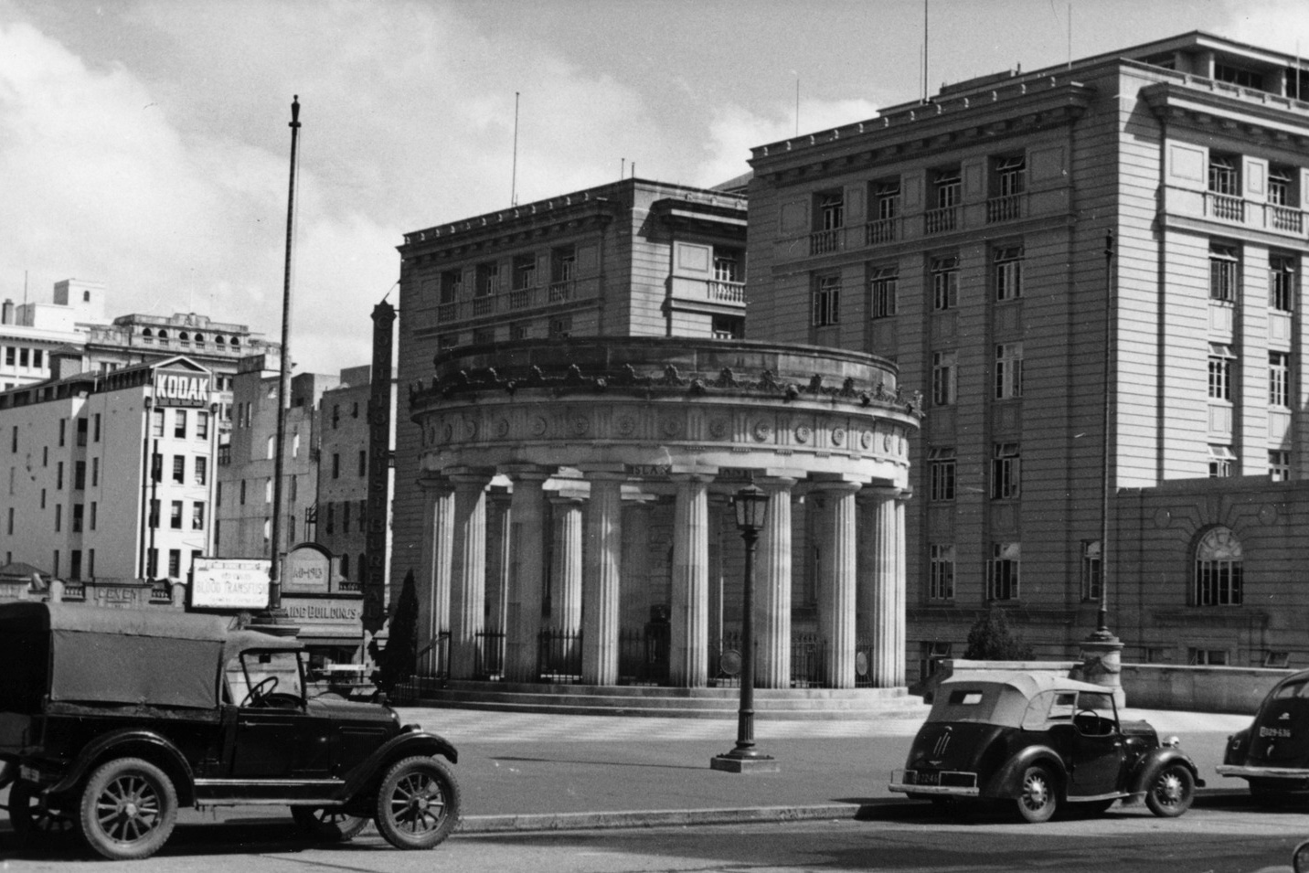 History | Anzac Square & Memorial Galleries